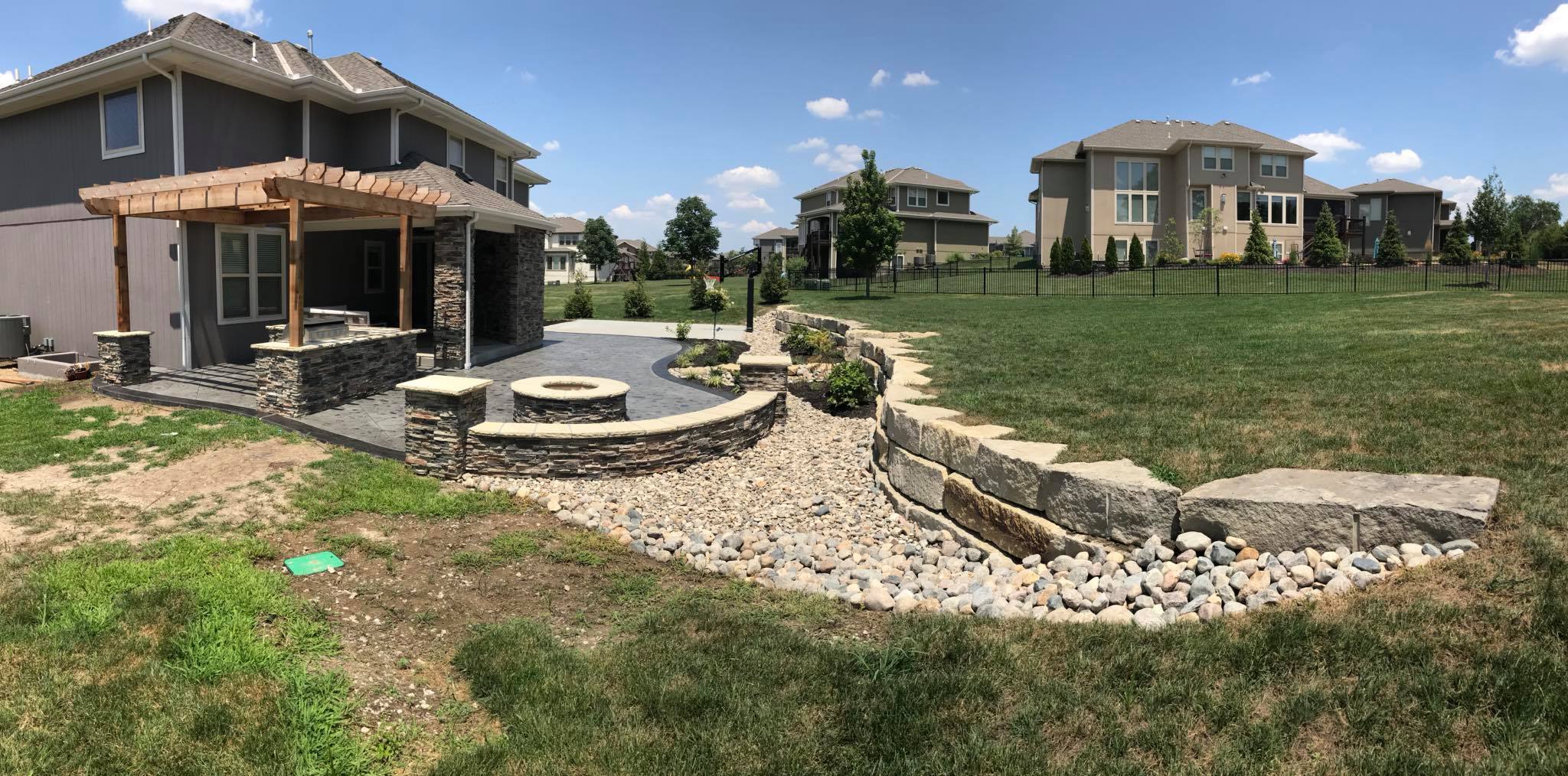 37024747_1704364622932413_7406205312748748800_o - Huston Contracting