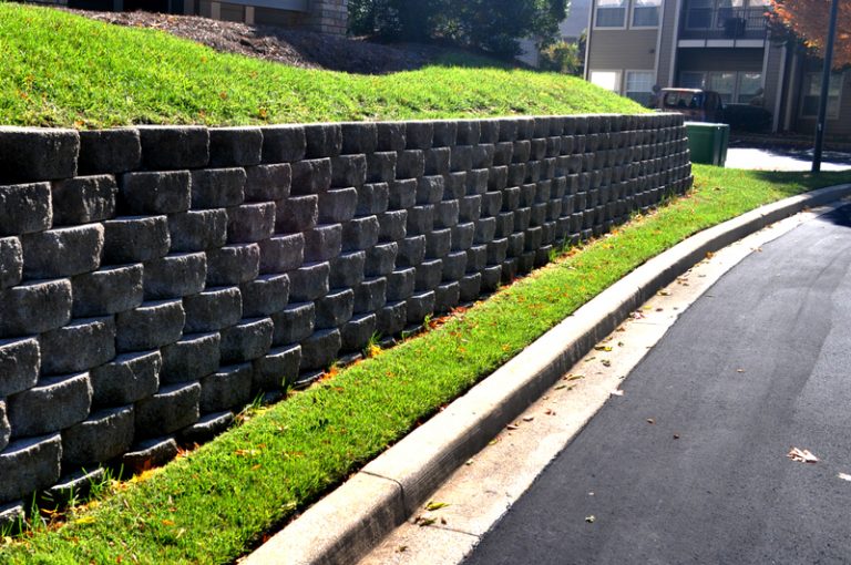 Do You Need a Retaining Wall? - Huston Contracting